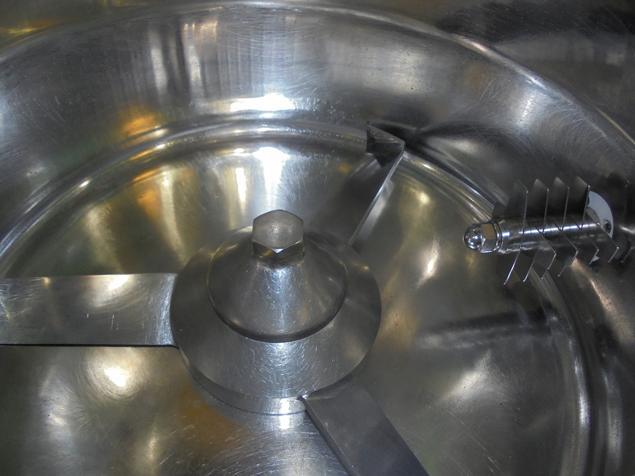 HIGH-SPEED AGITATION TYPE GRANULATOR | Inventory | 中古粉体機器の販売・レンタル・買い取りの ...