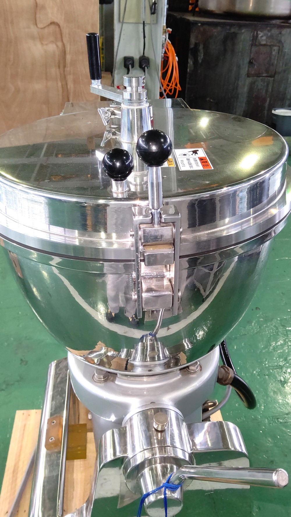 High Speed Cutter-Mixer | Inventory | TOYO HITEC CO., LTD. REUSE